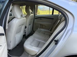 Volvo S80 2006 in Vilnius, with an engine capacity of 2.40 L and mileage of 336 thousand km for 2900 €, photo 14 on AUTOMOTO.COM.LV