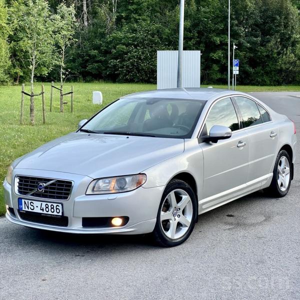 Volvo S80 2007 in Jelgava, with an engine capacity of 2.40 L and mileage of 370 thousand km for 2550 €, photo 1 on AUTOMOTO.COM.LV