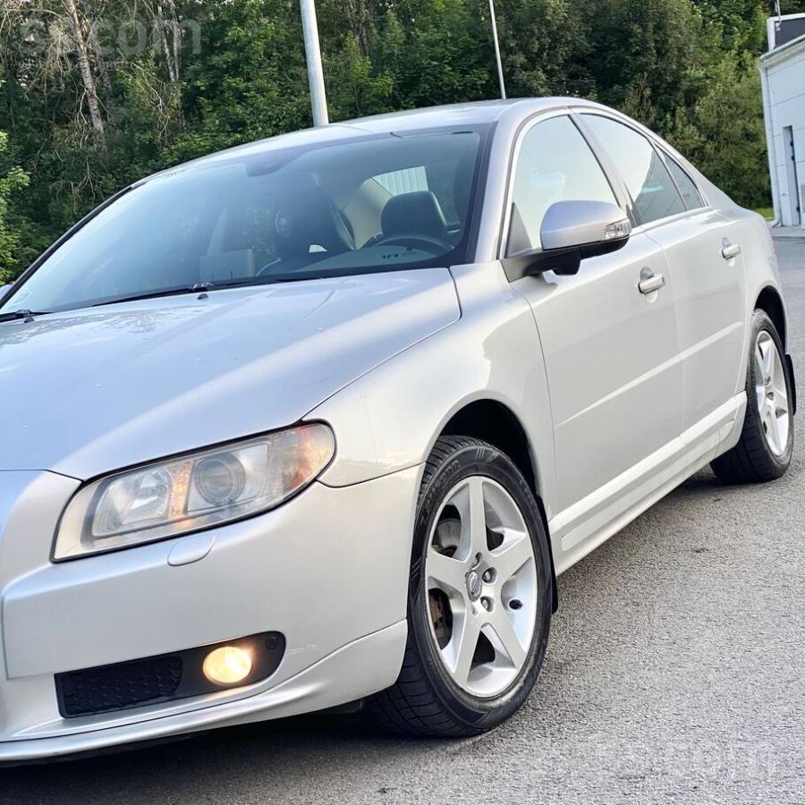 Volvo S80 2007 in Jelgava, with an engine capacity of 2.40 L and mileage of 370 thousand km for 2550 €, photo 6 on AUTOMOTO.COM.LV
