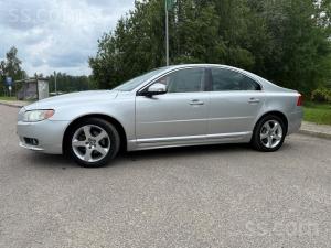 Volvo S80 2007 in Riga, with an engine capacity of 2.40 L and mileage of 302 thousand km for 3500 €, photo 6 on AUTOMOTO.COM.LV