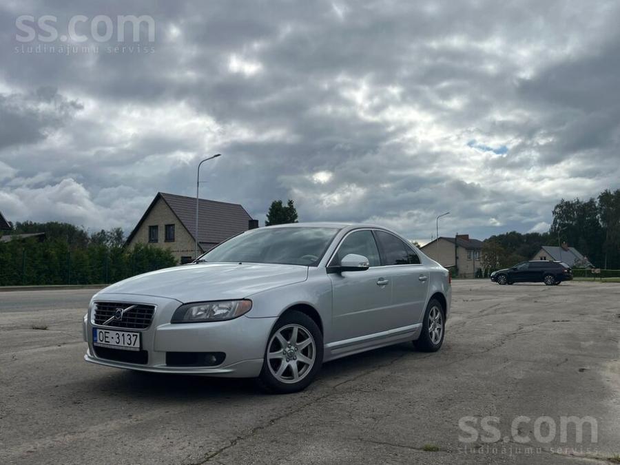 Volvo S80 2007 in Riga, with an engine capacity of 2.40 L and mileage of 194 thousand km for 3700 €, photo 1 on AUTOMOTO.COM.LV