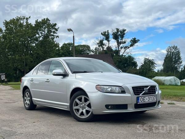 Volvo S80 2007 in Riga, with an engine capacity of 2.40 L and mileage of 194 thousand km for 3700 €, photo 3 on AUTOMOTO.COM.LV