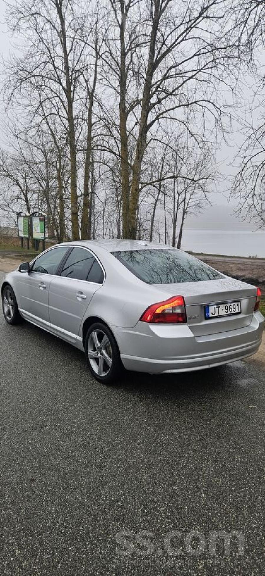 Volvo S80 2007 Ogre, ar dzinēja tilpumu 2.40 L un nobraukumu 409 tūkst. km par 4000 €, foto 3 vietnē AUTOMOTO.COM.LV