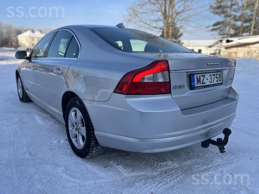 Volvo S80 2007 Rēzekne, ar dzinēja tilpumu 2.40 L un nobraukumu 258 tūkst. km par 2750 €, foto 7 vietnē AUTOMOTO.COM.LV