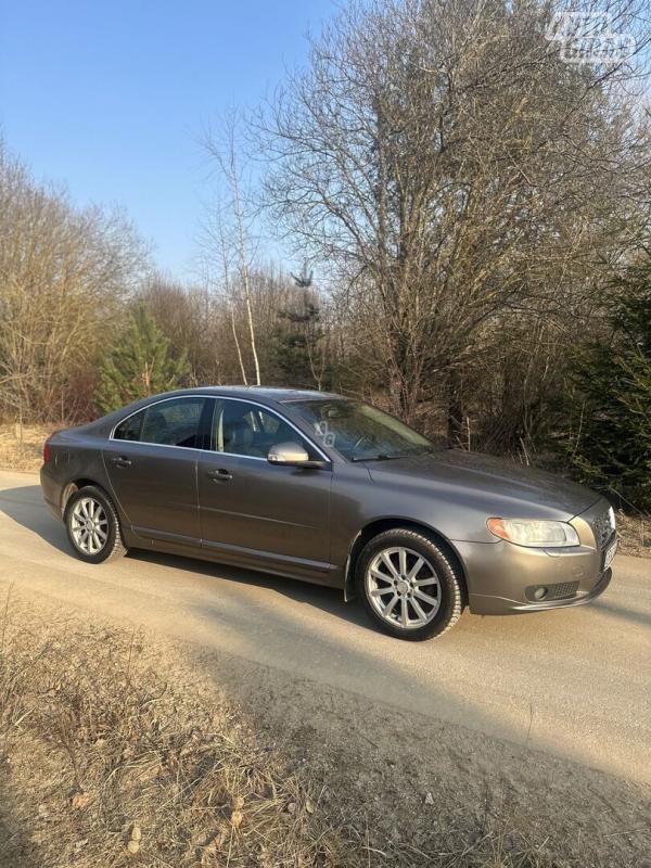 Volvo S80 2007 Viļņa, ar dzinēja tilpumu 2.50 L un nobraukumu 289 tūkst. km par 3500 €, foto 2 vietnē AUTOMOTO.COM.LV