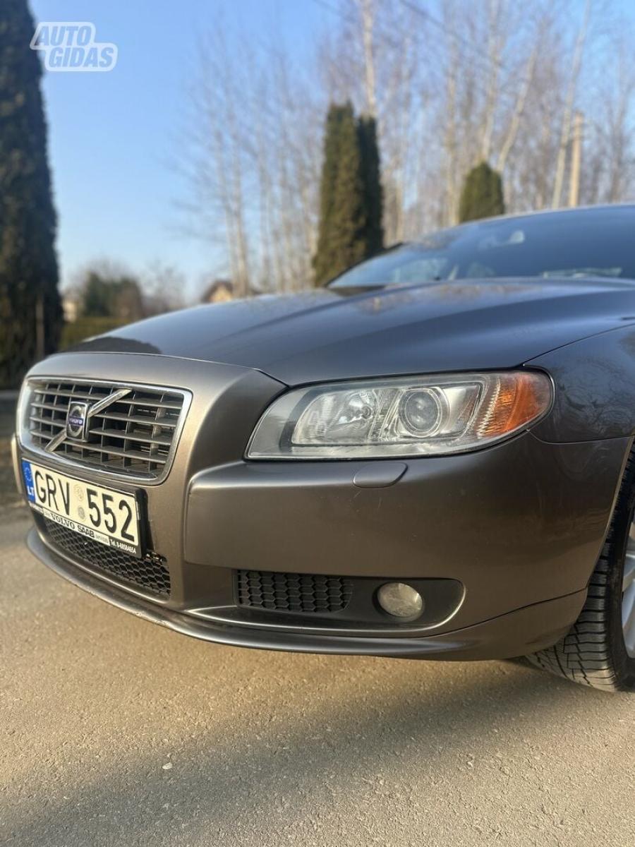 Volvo S80 2007 in Vilnius, with an engine capacity of 2.50 L and mileage of 289 thousand km for 3500 €, photo 13 on AUTOMOTO.COM.LV