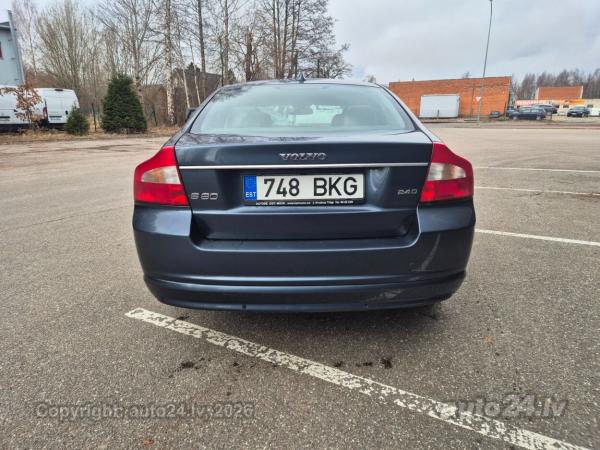 Volvo S80 2007 in Parnu, with an engine capacity of 2.40 L and mileage of 368 thousand km for 2999 €, photo 5 on AUTOMOTO.COM.LV