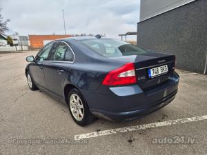 Volvo S80 2007 in Parnu, with an engine capacity of 2.40 L and mileage of 368 thousand km for 2999 €, photo 6 on AUTOMOTO.COM.LV