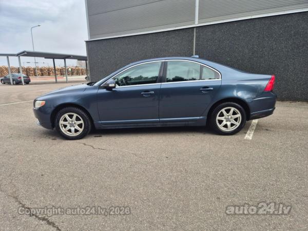 Volvo S80 2007 in Parnu, with an engine capacity of 2.40 L and mileage of 368 thousand km for 2999 €, photo 7 on AUTOMOTO.COM.LV