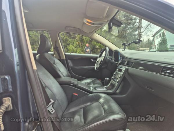 Volvo S80 2007 in Parnu, with an engine capacity of 2.40 L and mileage of 368 thousand km for 2999 €, photo 9 on AUTOMOTO.COM.LV