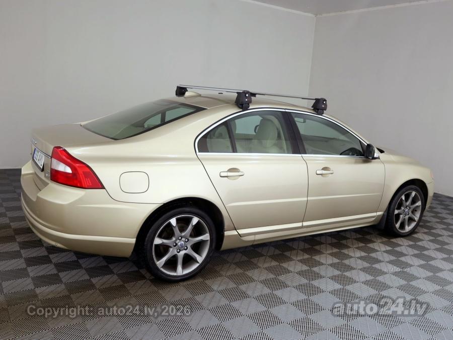 Volvo S80 2007 Tallina, ar dzinēja tilpumu 3.20 L un nobraukumu 308 tūkst. km par 2499 €, foto 4 vietnē AUTOMOTO.COM.LV