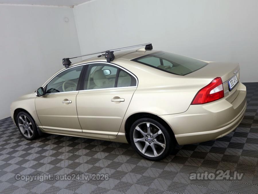 Volvo S80 2007 Tallina, ar dzinēja tilpumu 3.20 L un nobraukumu 308 tūkst. km par 2499 €, foto 5 vietnē AUTOMOTO.COM.LV