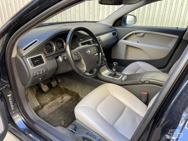 Volvo S80 2007 Šauļi, ar dzinēja tilpumu 2.50 L un nobraukumu 240 tūkst. km par 2950 €, foto 8 vietnē AUTOMOTO.COM.LV