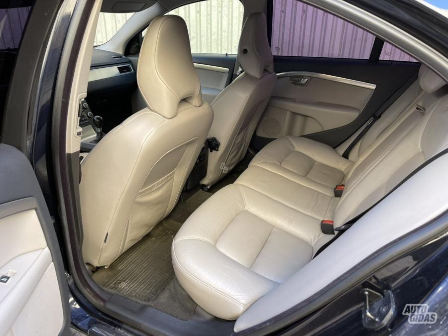 Volvo S80 2007 Šauļi, ar dzinēja tilpumu 2.50 L un nobraukumu 240 tūkst. km par 2950 €, foto 12 vietnē AUTOMOTO.COM.LV