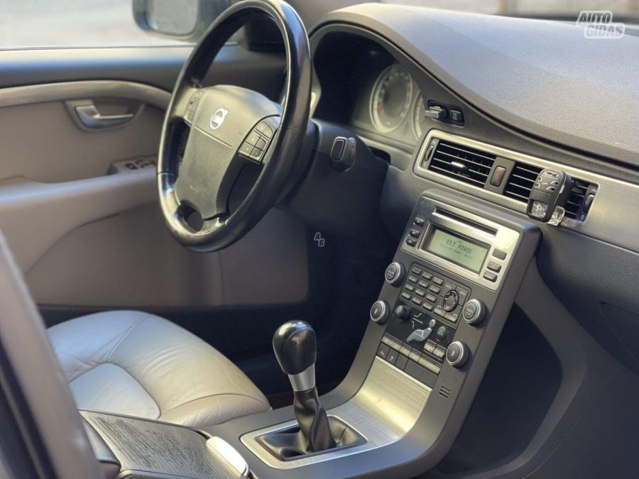 Volvo S80 2007 Šauļi, ar dzinēja tilpumu 2.50 L un nobraukumu 240 tūkst. km par 2950 €, foto 16 vietnē AUTOMOTO.COM.LV