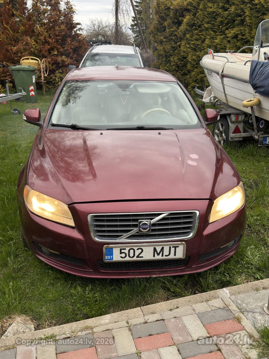Volvo S80 2007 Tallina, ar dzinēja tilpumu 2.40 L un nobraukumu 300 tūkst. km par 1000 €, foto 1 vietnē AUTOMOTO.COM.LV
