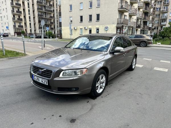 Вольво С80 2007 в Вильнюс, объемом двигателя 2.40 л и пробегом 400 тыс. км за 2750 €, фото 1 на AUTOMOTO.COM.LV