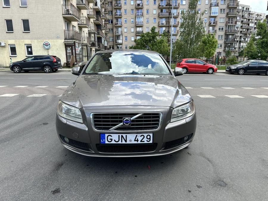 Вольво С80 2007 в Вильнюс, объемом двигателя 2.40 л и пробегом 400 тыс. км за 2750 €, фото 3 на AUTOMOTO.COM.LV