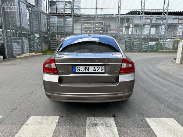 Вольво С80 2007 в Вильнюс, объемом двигателя 2.40 л и пробегом 400 тыс. км за 2750 €, фото 6 на AUTOMOTO.COM.LV