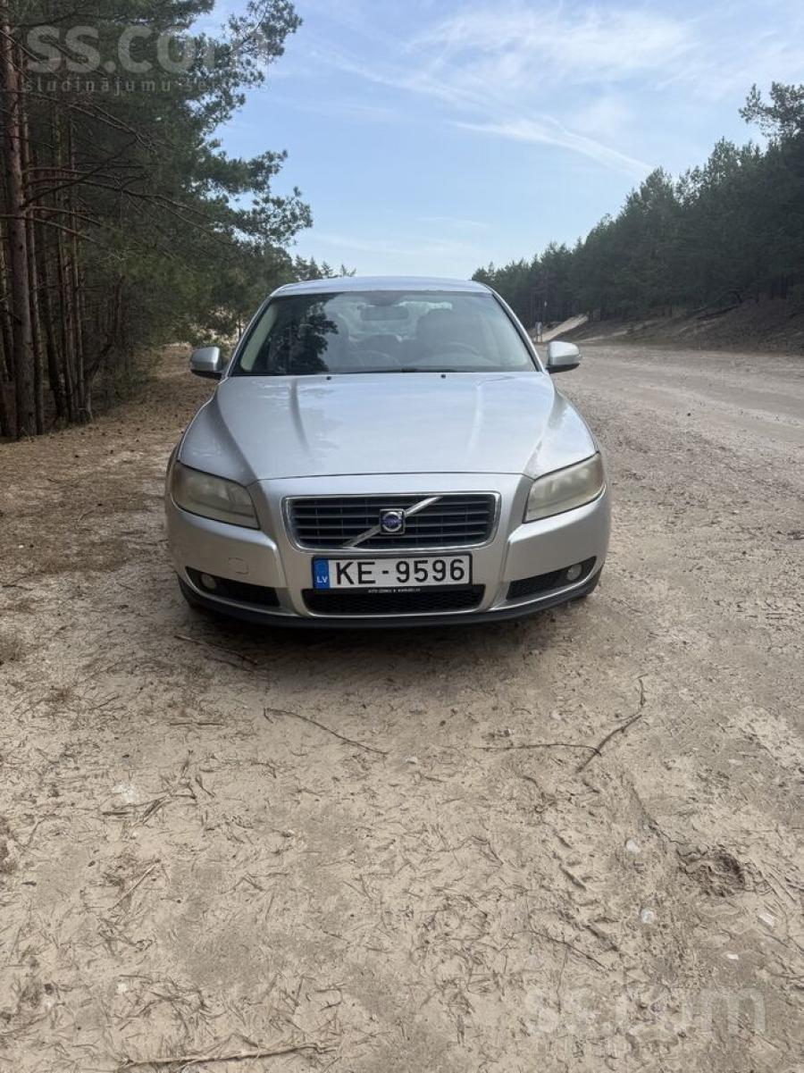 Volvo S80 2007 in Riga, with an engine capacity of 2.40 L and mileage of 278 thousand km for 3100 €, photo 1 on AUTOMOTO.COM.LV