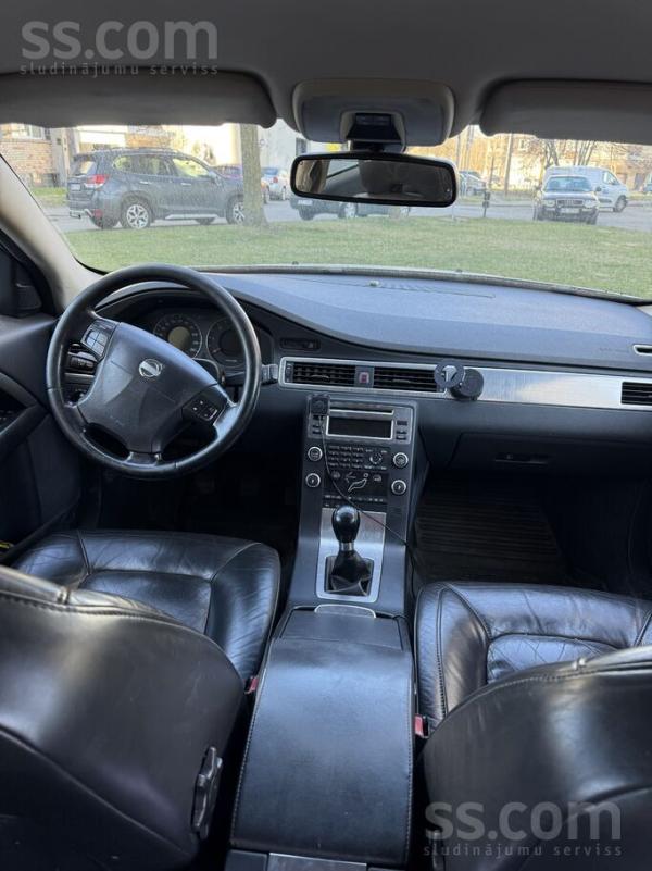 Volvo S80 2007 Rīga, ar dzinēja tilpumu 2.40 L un nobraukumu 278 tūkst. km par 3100 €, foto 8 vietnē AUTOMOTO.COM.LV