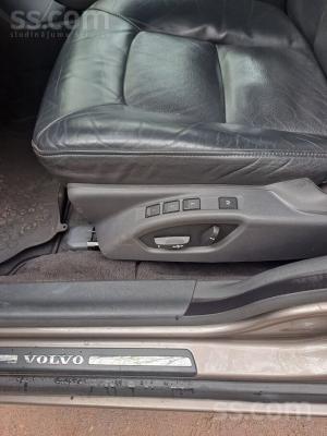 Volvo S80 2007 in Riga, with an engine capacity of 2.40 L and mileage of 334 thousand km for 3500 €, photo 6 on AUTOMOTO.COM.LV