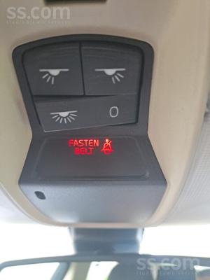 Volvo S80 2007 in Riga, with an engine capacity of 2.40 L and mileage of 334 thousand km for 3500 €, photo 13 on AUTOMOTO.COM.LV