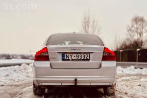 Volvo S80 2007 Daugavpils, ar dzinēja tilpumu 2.40 L un nobraukumu 420 tūkst. km par 3200 €, foto 6 vietnē AUTOMOTO.COM.LV