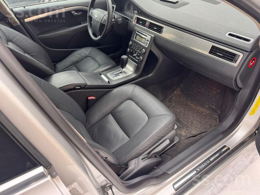 Volvo S80 2007 Daugavpils, ar dzinēja tilpumu 2.40 L un nobraukumu 420 tūkst. km par 3200 €, foto 9 vietnē AUTOMOTO.COM.LV
