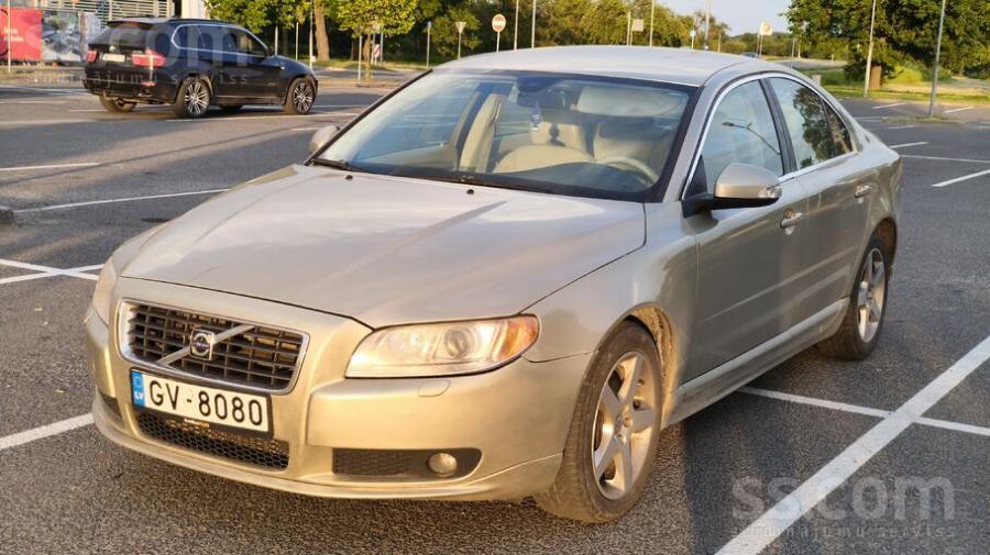 Volvo S80 2007 Rīga, ar dzinēja tilpumu 2.40 L un nobraukumu 399 tūkst. km par 2700 €, foto 4 vietnē AUTOMOTO.COM.LV