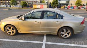 Volvo S80 2007 Rīga, ar dzinēja tilpumu 2.40 L un nobraukumu 399 tūkst. km par 2700 €, foto 11 vietnē AUTOMOTO.COM.LV