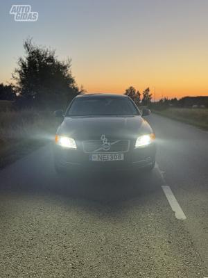 Volvo S80 2007 in Vilnius, with an engine capacity of 2.40 L and mileage of 350 thousand km for 4000 €, photo 3 on AUTOMOTO.COM.LV