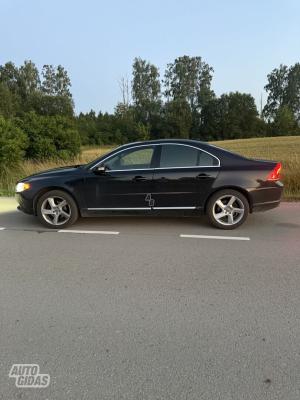 Volvo S80 2007 in Vilnius, with an engine capacity of 2.40 L and mileage of 350 thousand km for 4000 €, photo 4 on AUTOMOTO.COM.LV