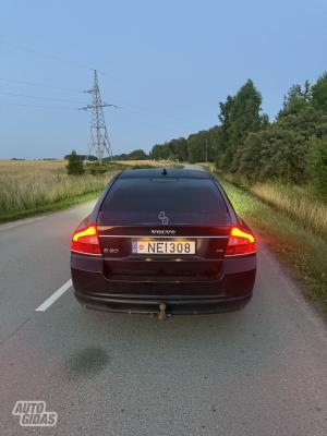 Volvo S80 2007 in Vilnius, with an engine capacity of 2.40 L and mileage of 350 thousand km for 4000 €, photo 5 on AUTOMOTO.COM.LV