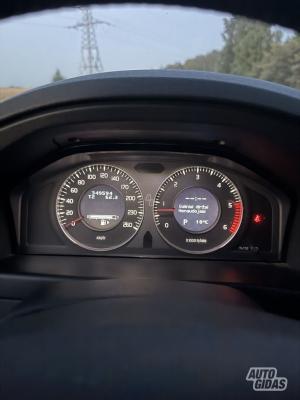 Volvo S80 2007 in Vilnius, with an engine capacity of 2.40 L and mileage of 350 thousand km for 4000 €, photo 8 on AUTOMOTO.COM.LV