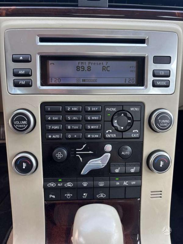 Volvo S80 2007 Viļņa, ar dzinēja tilpumu 2.40 L un nobraukumu 360 tūkst. km par 3630 €, foto 7 vietnē AUTOMOTO.COM.LV