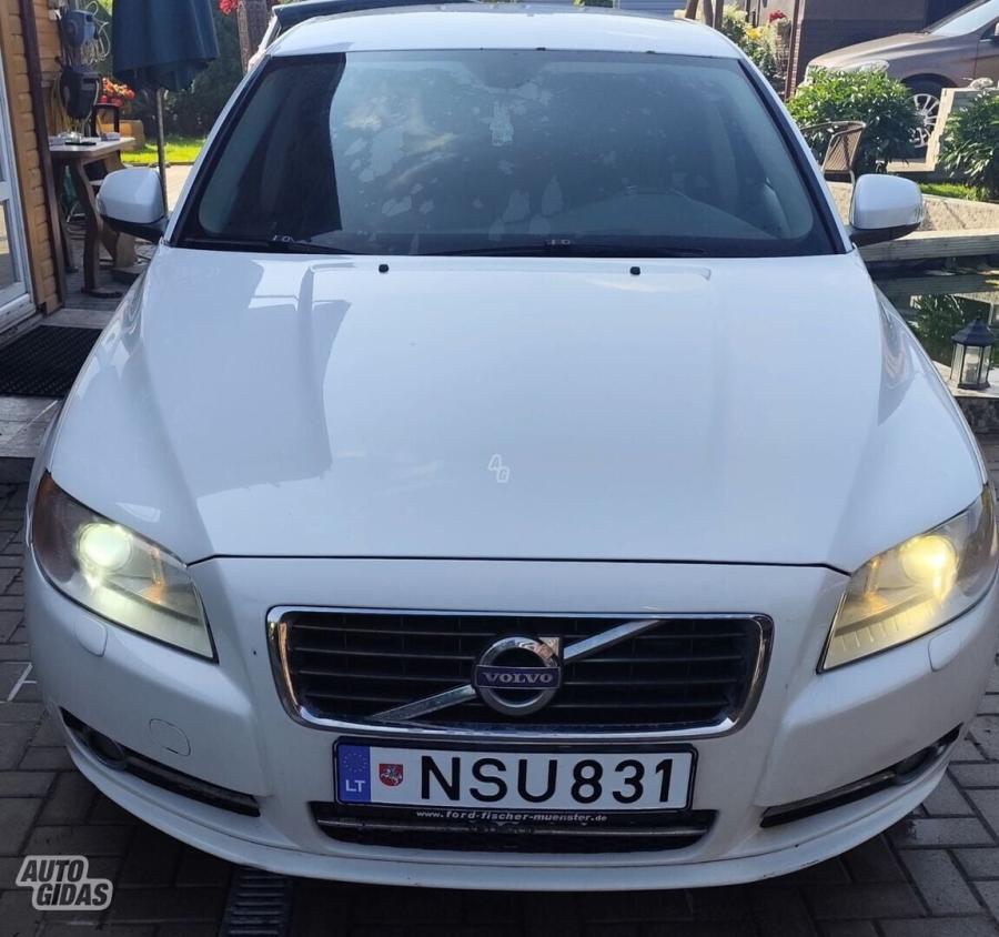 Volvo S80 2007 in Prienai, with an engine capacity of 2.50 L and mileage of 400 thousand km for 2100 €, photo 3 on AUTOMOTO.COM.LV