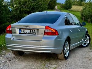 Volvo S80 2007 Viļņa, ar dzinēja tilpumu 2.40 L un nobraukumu 350 tūkst. km par 2850 €, foto 9 vietnē AUTOMOTO.COM.LV