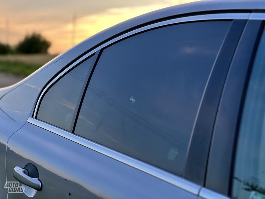 Volvo S80 2007 Viļņa, ar dzinēja tilpumu 2.40 L un nobraukumu 350 tūkst. km par 2850 €, foto 10 vietnē AUTOMOTO.COM.LV