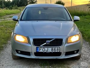 Volvo S80 2007 Viļņa, ar dzinēja tilpumu 2.40 L un nobraukumu 350 tūkst. km par 2850 €, foto 22 vietnē AUTOMOTO.COM.LV