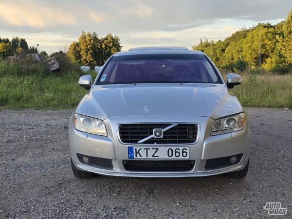 Volvo S80 2007 in Taurage, with an engine capacity of 2.40 L and mileage of 340 thousand km for 2950 €, photo 7 on AUTOMOTO.COM.LV