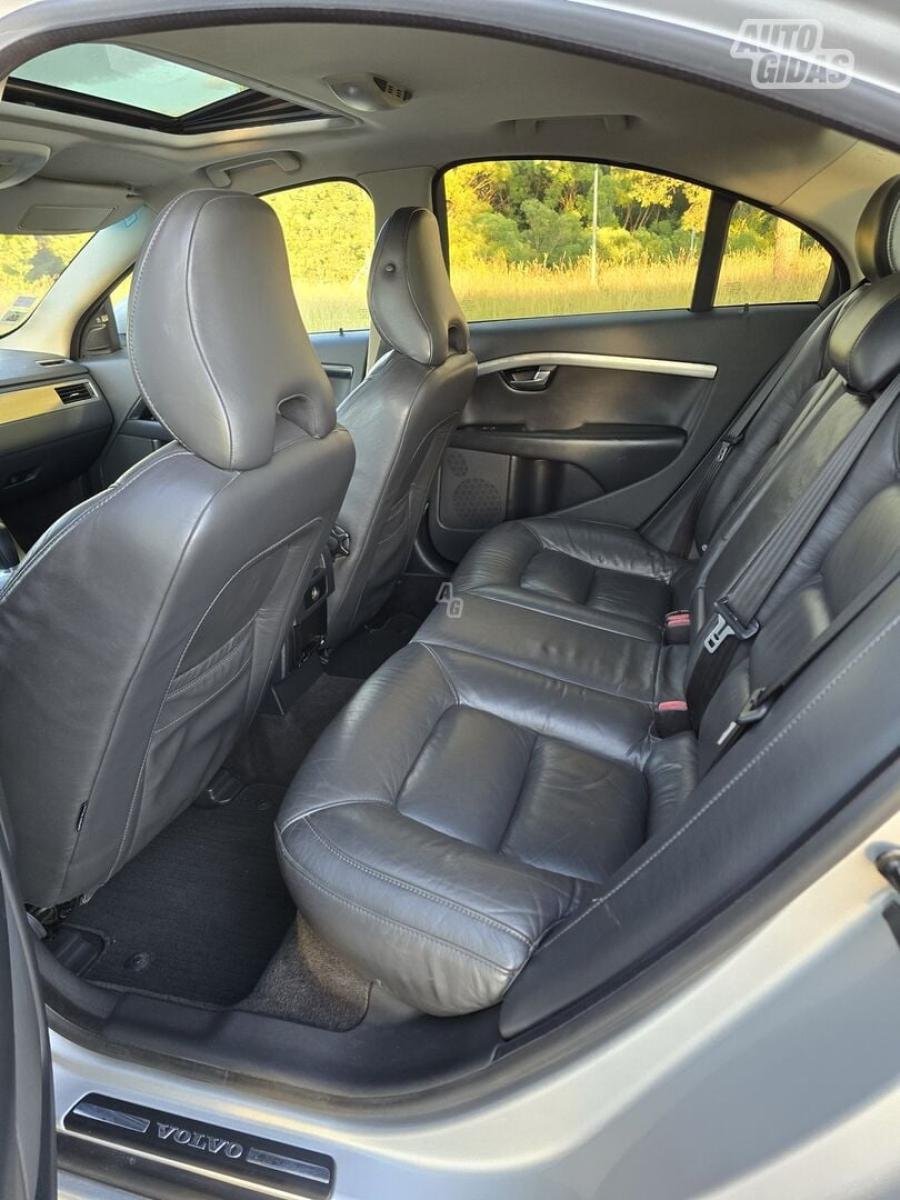 Volvo S80 2007 Tauragė, ar dzinēja tilpumu 2.40 L un nobraukumu 340 tūkst. km par 2950 €, foto 12 vietnē AUTOMOTO.COM.LV