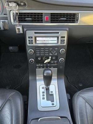 Volvo S80 2007 Tauragė, ar dzinēja tilpumu 2.40 L un nobraukumu 340 tūkst. km par 2950 €, foto 19 vietnē AUTOMOTO.COM.LV