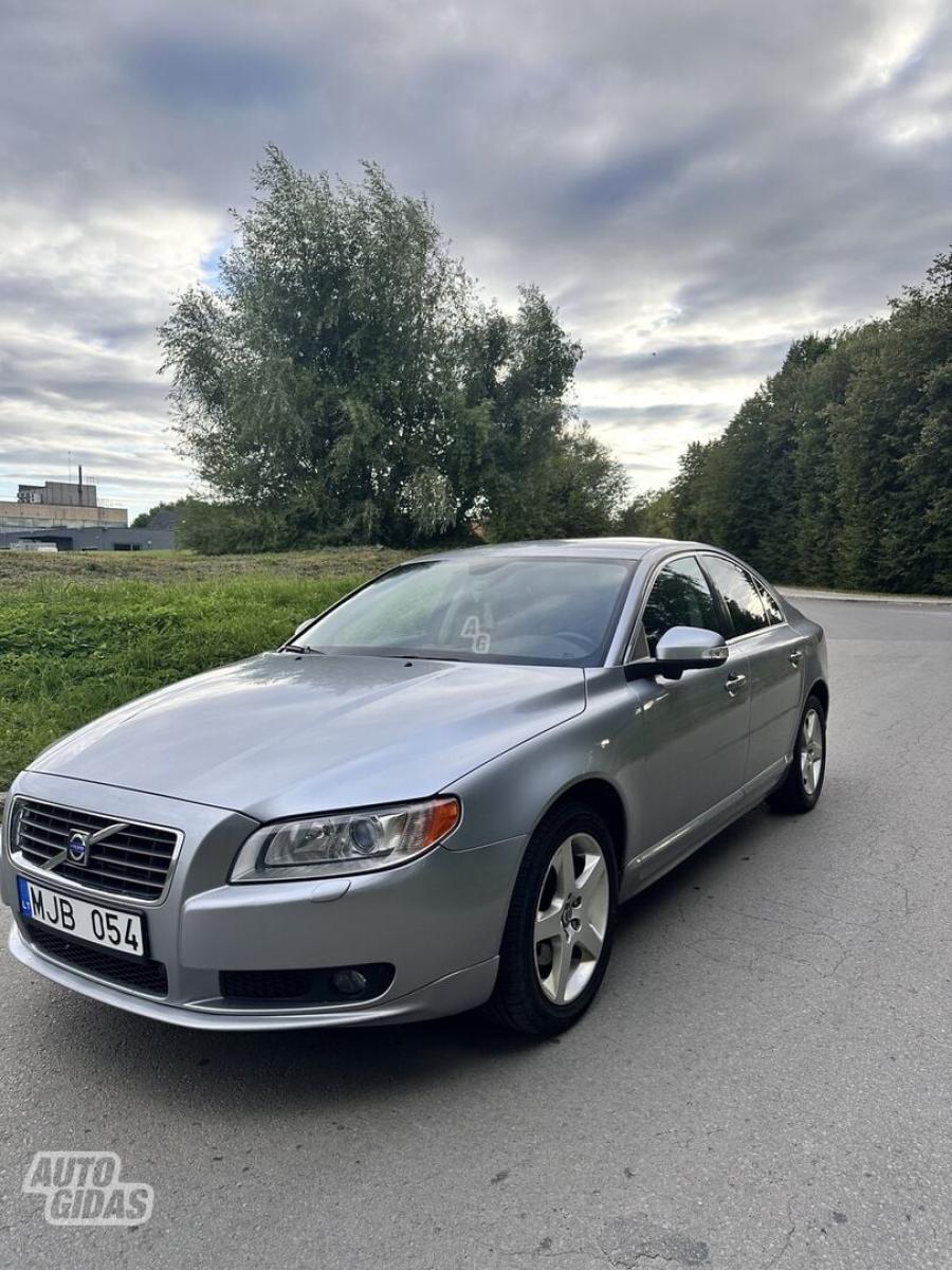 Volvo S80 2007 in Kaunas, with an engine capacity of 2.40 L and mileage of 321 thousand km for 3600 €, photo 3 on AUTOMOTO.COM.LV