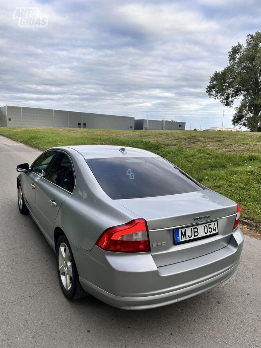 Volvo S80 2007 in Kaunas, with an engine capacity of 2.40 L and mileage of 321 thousand km for 3600 €, photo 12 on AUTOMOTO.COM.LV