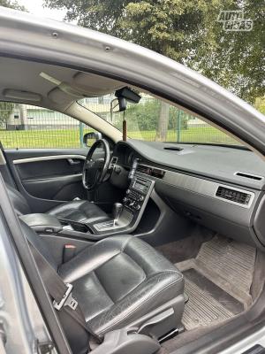Volvo S80 2007 in Kaunas, with an engine capacity of 2.40 L and mileage of 321 thousand km for 3600 €, photo 19 on AUTOMOTO.COM.LV
