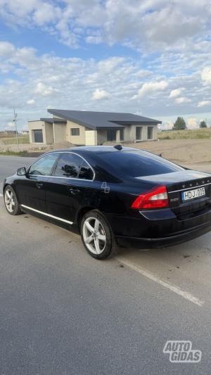 Volvo S80 2007 Viļņa, ar dzinēja tilpumu 2.40 L un nobraukumu 440 tūkst. km par 1800 €, foto 6 vietnē AUTOMOTO.COM.LV