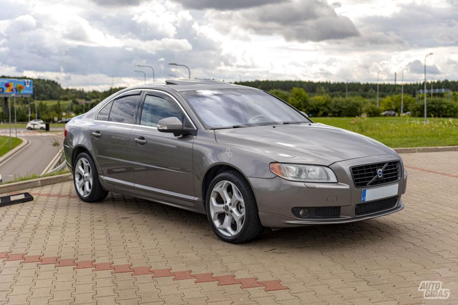 Volvo S80 2007 Viļņa, ar dzinēja tilpumu 2.40 L un nobraukumu 360 tūkst. km par 2850 €, foto 3 vietnē AUTOMOTO.COM.LV