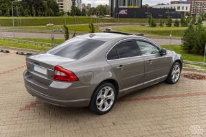 Volvo S80 2007 Viļņa, ar dzinēja tilpumu 2.40 L un nobraukumu 360 tūkst. km par 2850 €, foto 10 vietnē AUTOMOTO.COM.LV