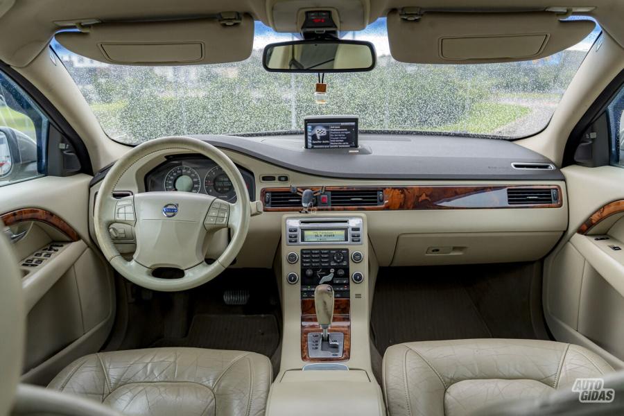 Volvo S80 2007 Viļņa, ar dzinēja tilpumu 2.40 L un nobraukumu 360 tūkst. km par 2850 €, foto 14 vietnē AUTOMOTO.COM.LV